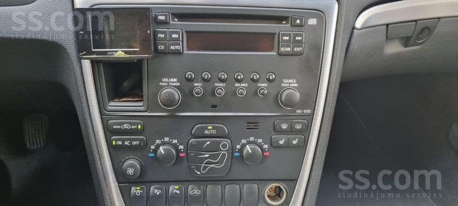 Zils Volvo S60 2008 Cēsis, ar dzinēja tilpumu 2.40 L un nobraukumu 310 tūkst. km par 3800 €, foto 18 vietnē AUTOMOTO.COM.LV