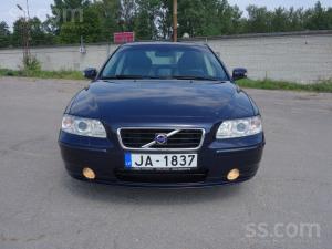 Blue Volvo S60 2008 in Riga, with an engine capacity of 2.40 L and mileage of 274 thousand km for 3150 €, photo 4 on AUTOMOTO.COM.LV
