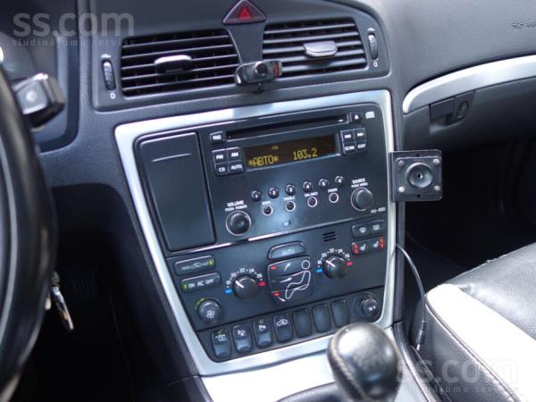 Blue Volvo S60 2008 in Riga, with an engine capacity of 2.40 L and mileage of 274 thousand km for 3150 €, photo 9 on AUTOMOTO.COM.LV