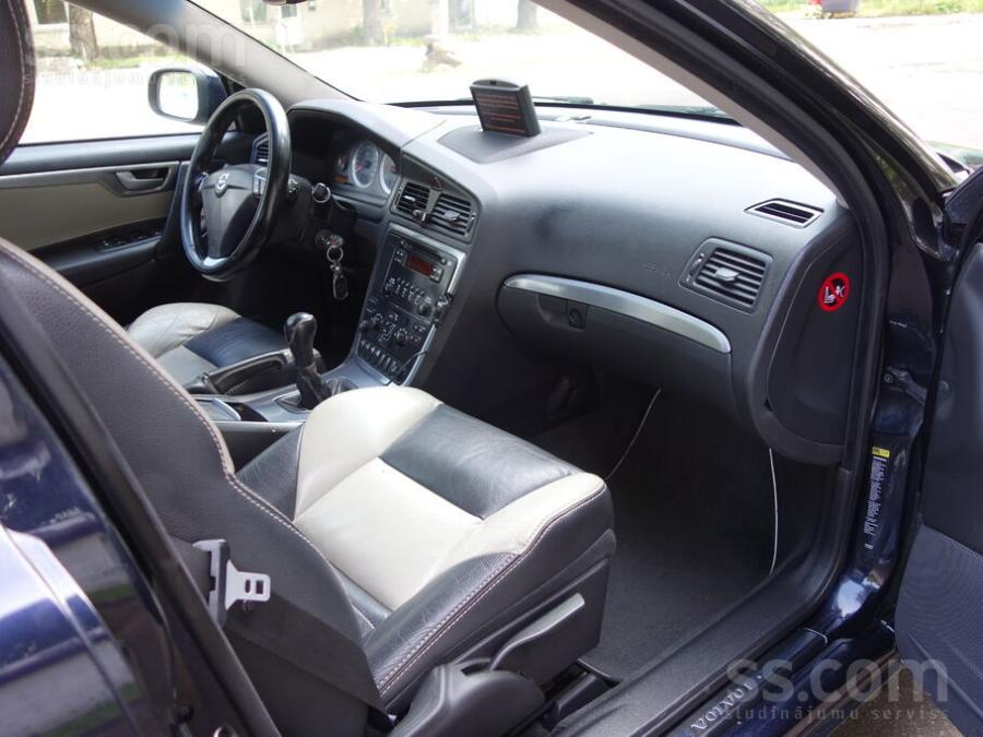 Blue Volvo S60 2008 in Riga, with an engine capacity of 2.40 L and mileage of 274 thousand km for 3150 €, photo 20 on AUTOMOTO.COM.LV