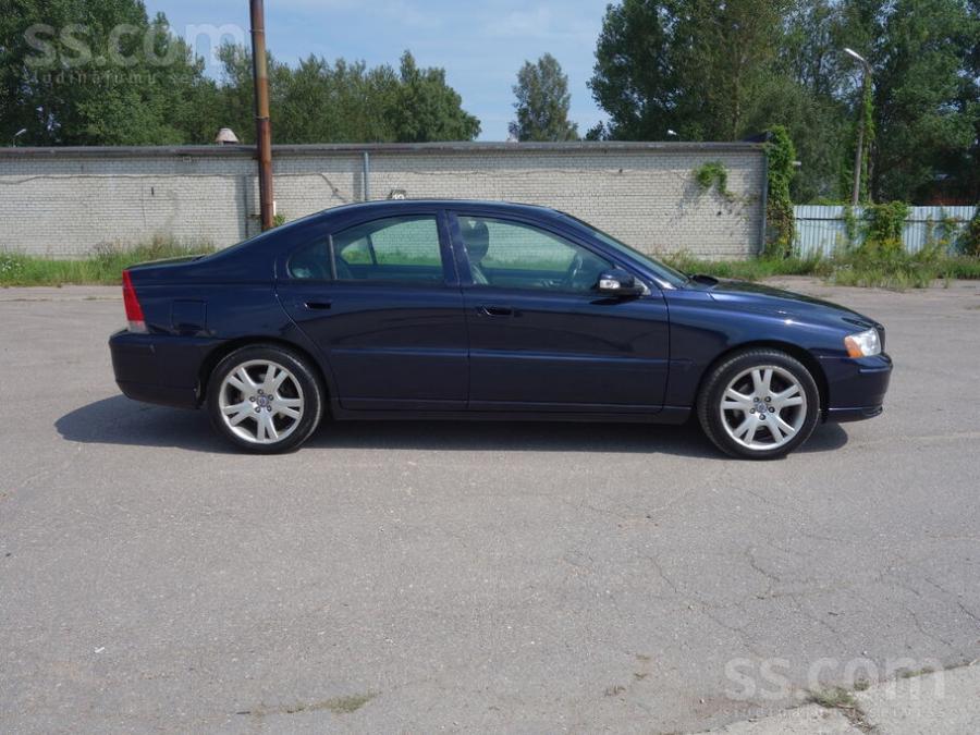 Blue Volvo S60 2008 in Riga, with an engine capacity of 2.40 L and mileage of 274 thousand km for 3150 €, photo 29 on AUTOMOTO.COM.LV