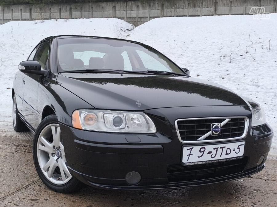 Blue Volvo S60 2009 in Vilnius, with an engine capacity of 2.40 L and mileage of 265 thousand km for 5400 €, photo 4 on AUTOMOTO.COM.LV