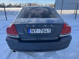 Zils Volvo S60 2009 Cēsis, ar dzinēja tilpumu 2.40 L un nobraukumu 0 tūkst. km par 4200 €, foto 5 vietnē AUTOMOTO.COM.LV