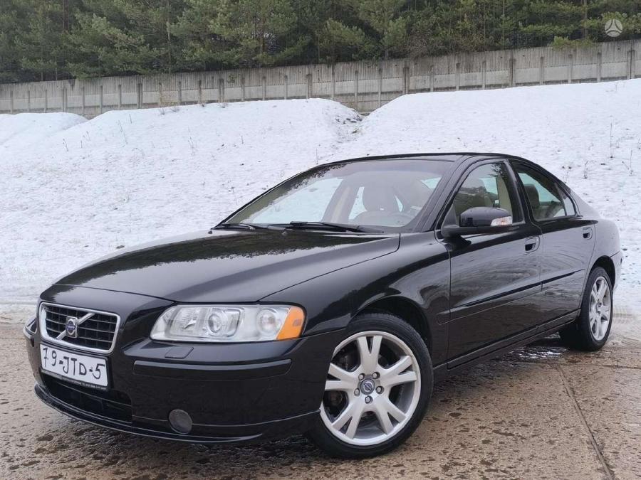 Blue Volvo S60 2009 in Vilnius, with an engine capacity of 2.40 L and mileage of 265 thousand km for 5400 €, photo 1 on AUTOMOTO.COM.LV