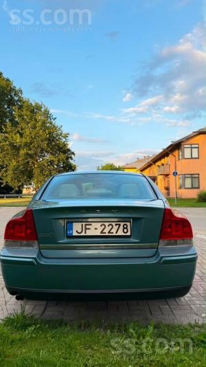 Blue Volvo S60 2009 in Riga, with an engine capacity of 2.40 L and mileage of 293 thousand km for 2900 €, photo 8 on AUTOMOTO.COM.LV