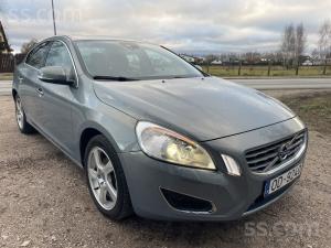 Zils Volvo S60 2010 Rīga, ar dzinēja tilpumu 2.00 L un nobraukumu 281 tūkst. km par 5990 €, foto 7 vietnē AUTOMOTO.COM.LV