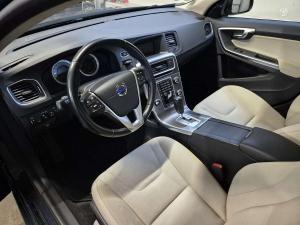 Zils Volvo S60 2010 Raseiniai, ar dzinēja tilpumu 1.98 L un nobraukumu 318 tūkst. km par 6200 €, foto 15 vietnē AUTOMOTO.COM.LV
