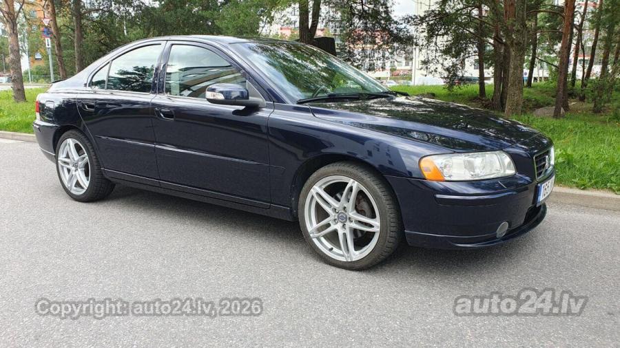 Blue Volvo S60 2010 in Tallinn, with an engine capacity of 2.40 L and mileage of 312 thousand km for 5200 €, photo 6 on AUTOMOTO.COM.LV