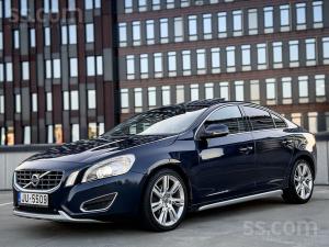 Zils Volvo S60 2010 Rīga, ar dzinēja tilpumu 2.40 L un nobraukumu 291 tūkst. km par 5000 €, foto 3 vietnē AUTOMOTO.COM.LV