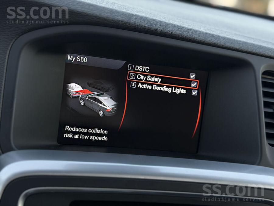 Zils Volvo S60 2010 Rīga, ar dzinēja tilpumu 2.40 L un nobraukumu 291 tūkst. km par 5000 €, foto 21 vietnē AUTOMOTO.COM.LV