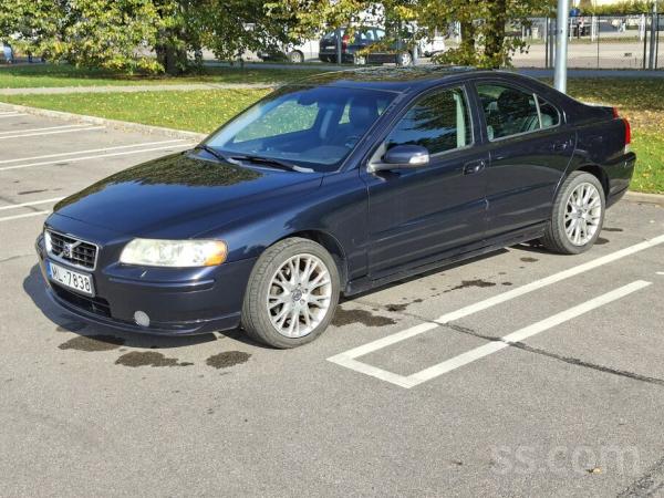 Zils Volvo S60 2010 Rīga, ar dzinēja tilpumu 2.40 L un nobraukumu 280 tūkst. km par 3100 €, foto 1 vietnē AUTOMOTO.COM.LV