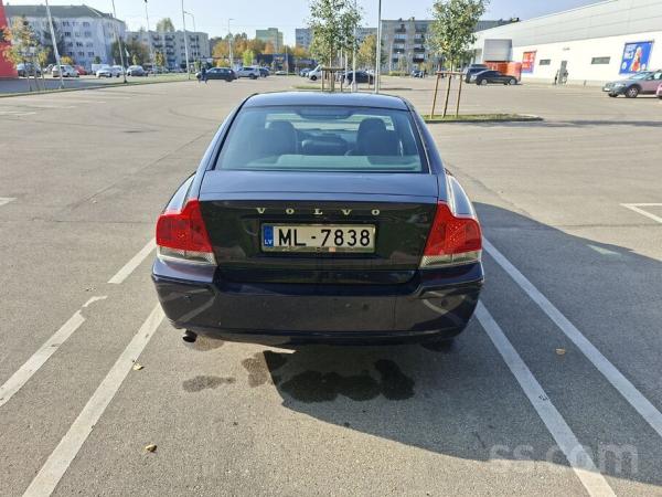 Zils Volvo S60 2010 Rīga, ar dzinēja tilpumu 2.40 L un nobraukumu 280 tūkst. km par 3100 €, foto 7 vietnē AUTOMOTO.COM.LV