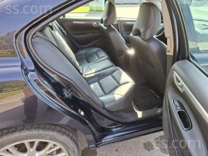 Zils Volvo S60 2010 Rīga, ar dzinēja tilpumu 2.40 L un nobraukumu 280 tūkst. km par 3100 €, foto 12 vietnē AUTOMOTO.COM.LV