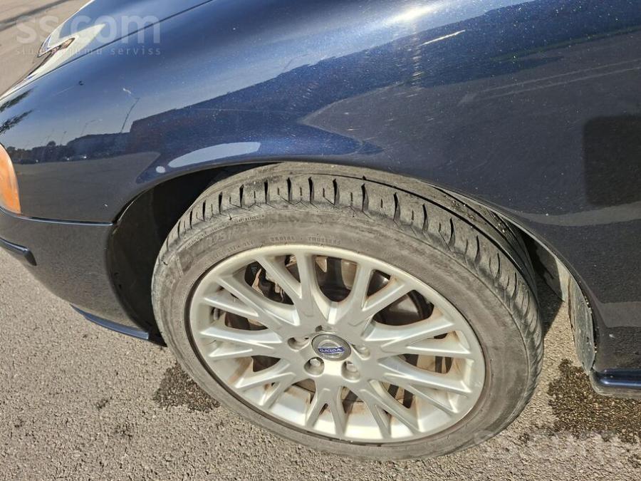 Zils Volvo S60 2010 Rīga, ar dzinēja tilpumu 2.40 L un nobraukumu 280 tūkst. km par 3100 €, foto 16 vietnē AUTOMOTO.COM.LV