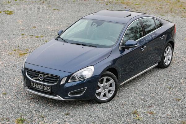 Zils Volvo S60 2010 Rīga, ar dzinēja tilpumu 2.40 L un nobraukumu 223 tūkst. km par 6790 €, foto 6 vietnē AUTOMOTO.COM.LV