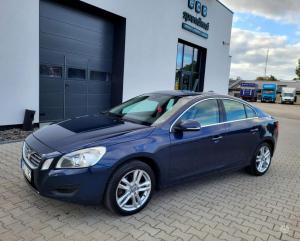 Zils Volvo S60 2011 Šauļi, ar dzinēja tilpumu 1.60 L un nobraukumu 370 tūkst. km par 3950 €, foto 3 vietnē AUTOMOTO.COM.LV