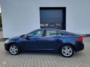 Zils Volvo S60 2011 Šauļi, ar dzinēja tilpumu 1.60 L un nobraukumu 370 tūkst. km par 3950 €, foto 5 vietnē AUTOMOTO.COM.LV