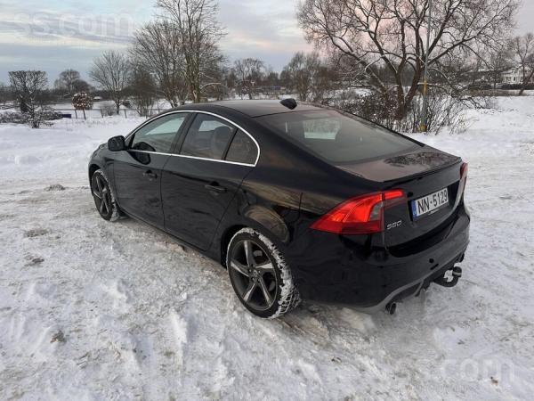 Blue Volvo S60 2011 in Liepaja, with an engine capacity of 1.60 L and mileage of 461 thousand km for 4550 €, photo 4 on AUTOMOTO.COM.LV