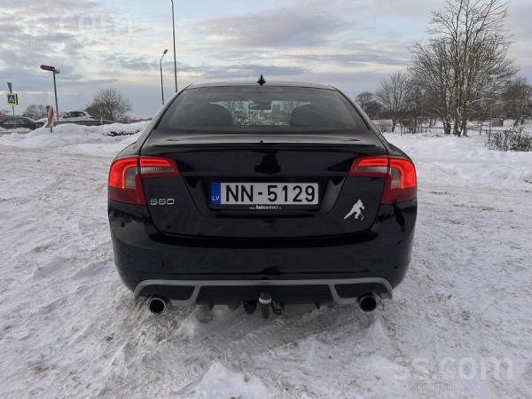 Blue Volvo S60 2011 in Liepaja, with an engine capacity of 1.60 L and mileage of 461 thousand km for 4550 €, photo 7 on AUTOMOTO.COM.LV