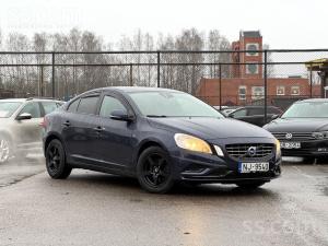 Zils Volvo S60 2011 Rīga, ar dzinēja tilpumu 2.00 L un nobraukumu 242 tūkst. km par 6700 €, foto 3 vietnē AUTOMOTO.COM.LV