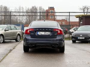Zils Volvo S60 2011 Rīga, ar dzinēja tilpumu 2.00 L un nobraukumu 242 tūkst. km par 6700 €, foto 5 vietnē AUTOMOTO.COM.LV