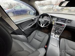 Zils Volvo S60 2011 Rīga, ar dzinēja tilpumu 2.00 L un nobraukumu 242 tūkst. km par 6700 €, foto 7 vietnē AUTOMOTO.COM.LV