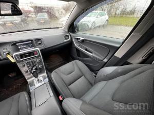 Zils Volvo S60 2011 Rīga, ar dzinēja tilpumu 2.00 L un nobraukumu 242 tūkst. km par 6700 €, foto 9 vietnē AUTOMOTO.COM.LV