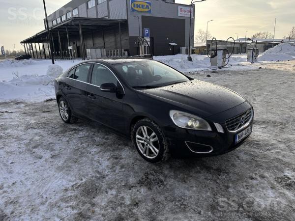 Blue Volvo S60 2011 in Liepaja, with an engine capacity of 1.60 L and mileage of 347 thousand km for 4700 €, photo 2 on AUTOMOTO.COM.LV