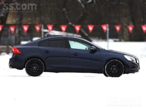 Blue Volvo S60 2011 in Riga, with an engine capacity of 2.00 L and mileage of 244 thousand km for 7500 €, photo 8 on AUTOMOTO.COM.LV