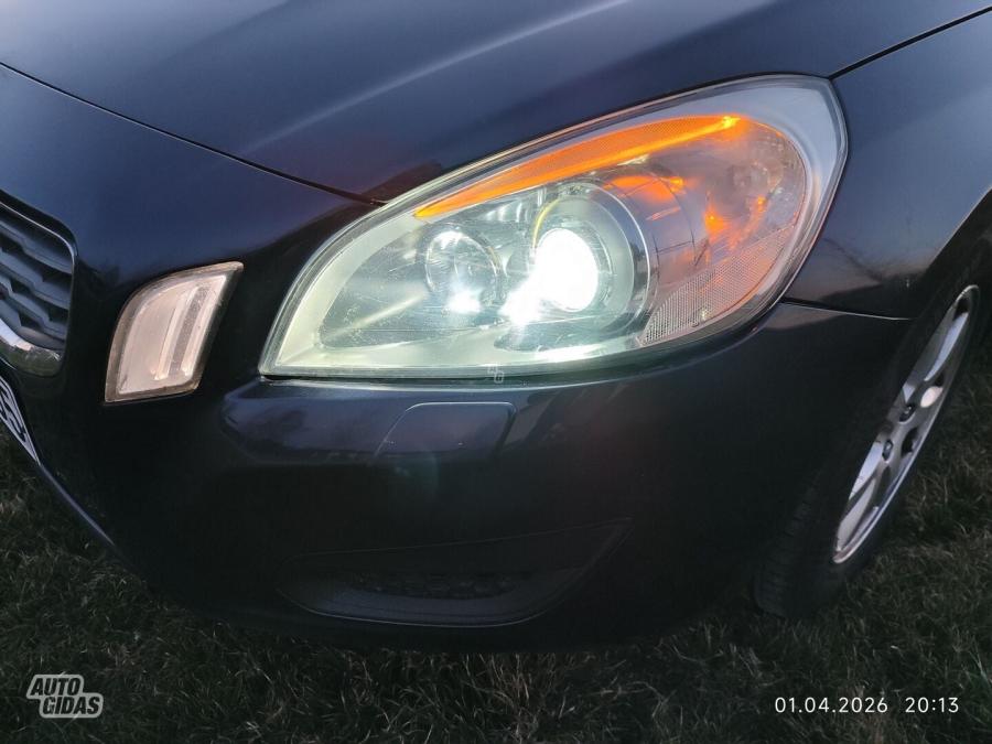 Blue Volvo S60 2011 in Kaunas, with an engine capacity of 1.60 L and mileage of 280 thousand km for 4999 €, photo 24 on AUTOMOTO.COM.LV