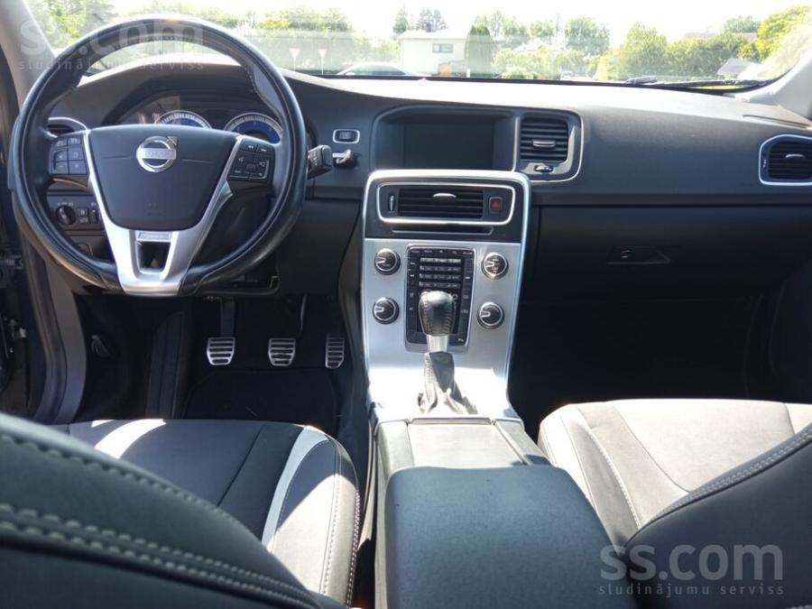 Zils Volvo S60 2011 Rīga, ar dzinēja tilpumu 1.60 L un nobraukumu 262 tūkst. km par 4900 €, foto 7 vietnē AUTOMOTO.COM.LV