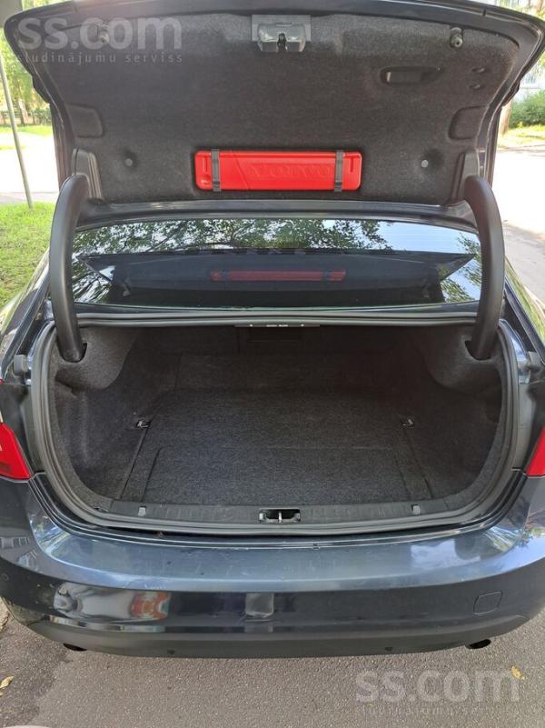 Zils Volvo S60 2011 Rīga, ar dzinēja tilpumu 2.00 L un nobraukumu 163 tūkst. km par 5200 €, foto 8 vietnē AUTOMOTO.COM.LV