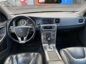 Zils Volvo S60 2011 Rīga, ar dzinēja tilpumu 2.40 L un nobraukumu 224 tūkst. km par 6000 €, foto 8 vietnē AUTOMOTO.COM.LV