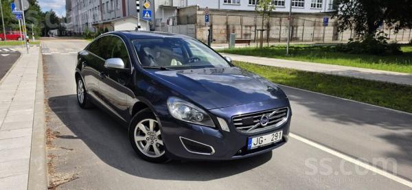 Zils Volvo S60 2011 Rīga, ar dzinēja tilpumu 2.00 L un nobraukumu 160 tūkst. km par 6300 €, foto 2 vietnē AUTOMOTO.COM.LV