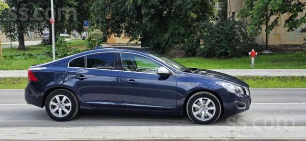 Zils Volvo S60 2011 Rīga, ar dzinēja tilpumu 2.00 L un nobraukumu 160 tūkst. km par 6300 €, foto 6 vietnē AUTOMOTO.COM.LV