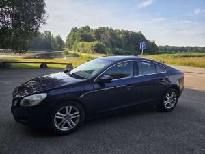 Синий Вольво С60 2011 в Скуодас, объемом двигателя 1.98 л и пробегом 295 тыс. км за 5500 €, фото  на AUTOMOTO.COM.LV