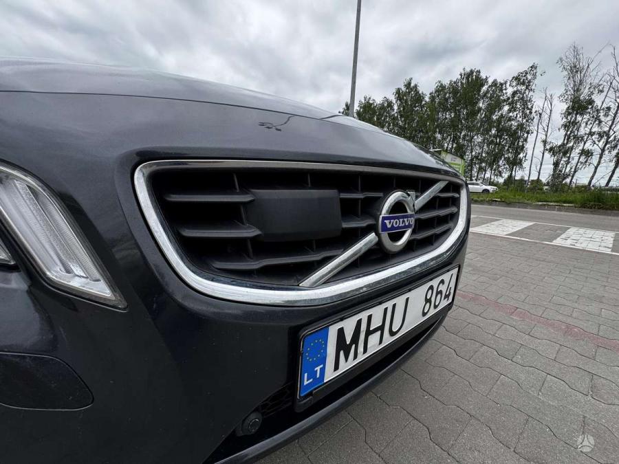 Zils Volvo S60 2011 Viļņa, ar dzinēja tilpumu 1.98 L un nobraukumu 295 tūkst. km par 6500 €, foto 14 vietnē AUTOMOTO.COM.LV