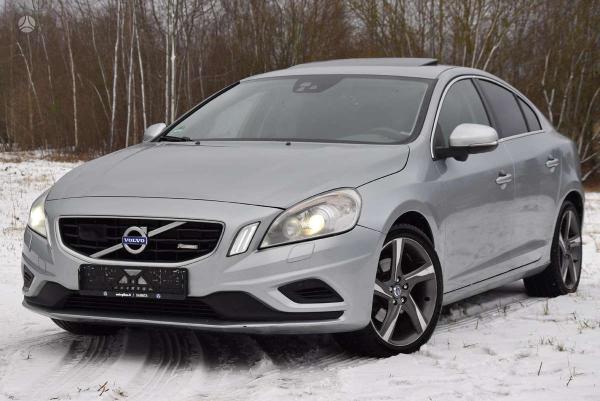 Zils Volvo S60 2012 Viļņa, ar dzinēja tilpumu 1.56 L un nobraukumu 245 tūkst. km par 5900 €, foto 5 vietnē AUTOMOTO.COM.LV