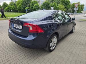 Zils Volvo S60 2012 Kauņa, ar dzinēja tilpumu 1.60 L un nobraukumu 300 tūkst. km par 4700 €, foto 9 vietnē AUTOMOTO.COM.LV