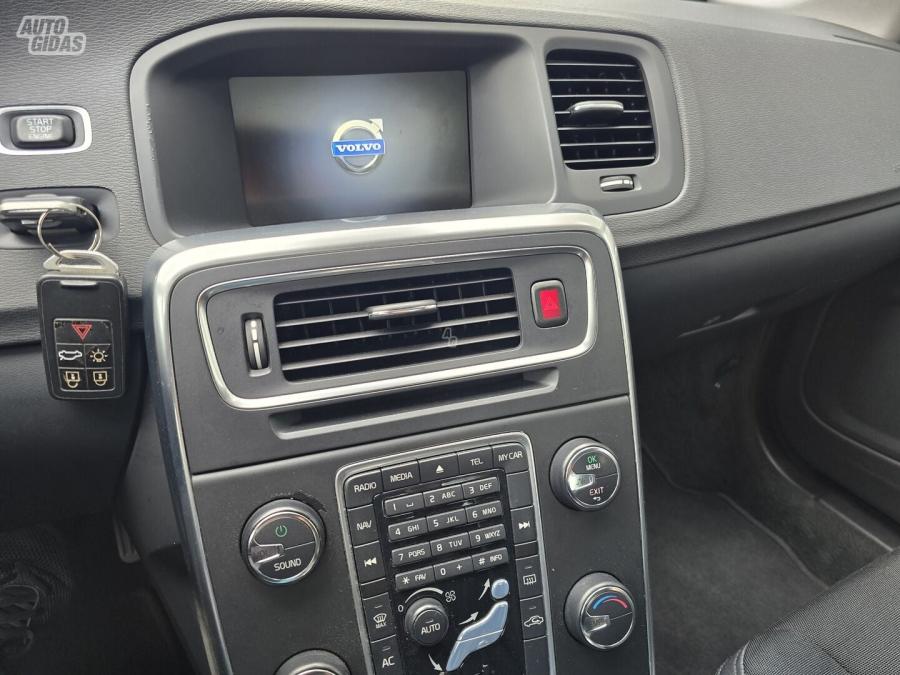 Zils Volvo S60 2012 Kauņa, ar dzinēja tilpumu 1.60 L un nobraukumu 300 tūkst. km par 4700 €, foto 19 vietnē AUTOMOTO.COM.LV
