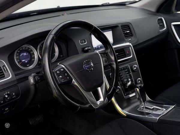 Zils Volvo S60 2012 Viļņa, ar dzinēja tilpumu 1.98 L un nobraukumu 435 tūkst. km par 3800 €, foto 10 vietnē AUTOMOTO.COM.LV