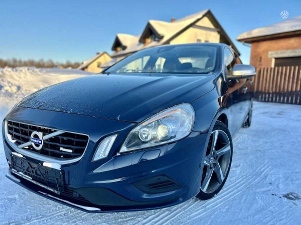 Blue Volvo S60 2013 in Siauliai, with an engine capacity of 1.98 L and mileage of 270 thousand km for 7350 €, photo 1 on AUTOMOTO.COM.LV