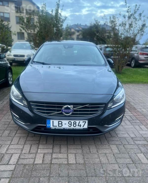 Zils Volvo S60 2013 Rīga, ar dzinēja tilpumu 2.40 L un nobraukumu 0 tūkst. km par 6500 €, foto 3 vietnē AUTOMOTO.COM.LV