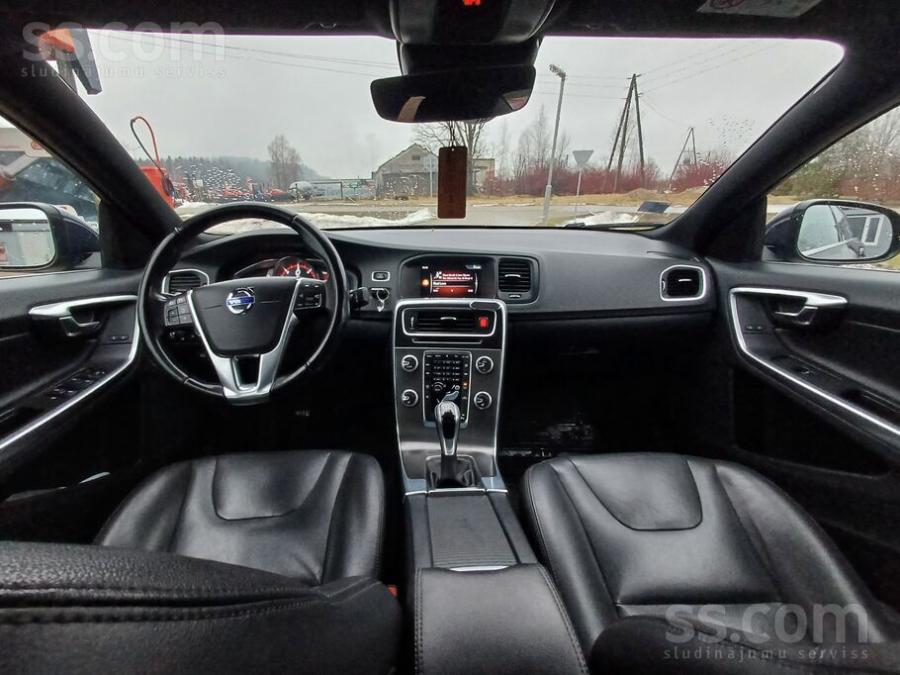 Zils Volvo S60 2014 Gulbene, ar dzinēja tilpumu 2.00 L un nobraukumu 306 tūkst. km par 6100 €, foto 13 vietnē AUTOMOTO.COM.LV