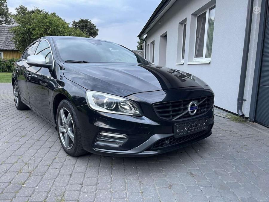 Zils Volvo S60 2014 Trakai, ar dzinēja tilpumu 1.97 L un nobraukumu 291 tūkst. km par 6950 €, foto 1 vietnē AUTOMOTO.COM.LV