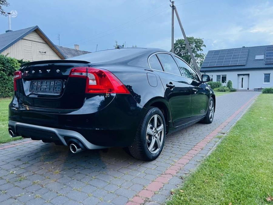 Zils Volvo S60 2014 Trakai, ar dzinēja tilpumu 1.97 L un nobraukumu 291 tūkst. km par 6950 €, foto 11 vietnē AUTOMOTO.COM.LV