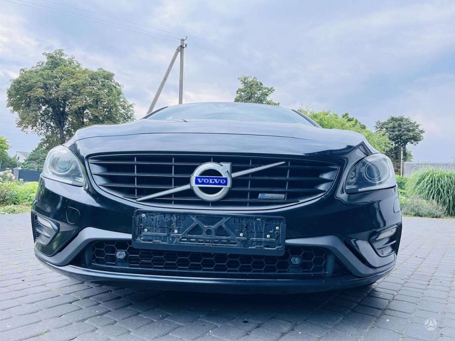 Zils Volvo S60 2014 Trakai, ar dzinēja tilpumu 1.97 L un nobraukumu 291 tūkst. km par 6950 €, foto 16 vietnē AUTOMOTO.COM.LV