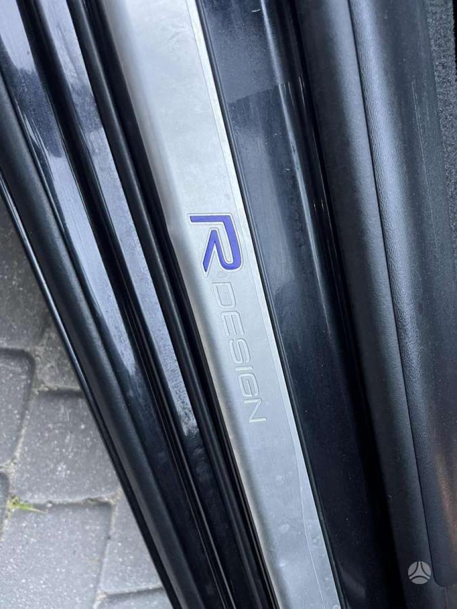Zils Volvo S60 2014 Trakai, ar dzinēja tilpumu 1.97 L un nobraukumu 291 tūkst. km par 6950 €, foto 39 vietnē AUTOMOTO.COM.LV