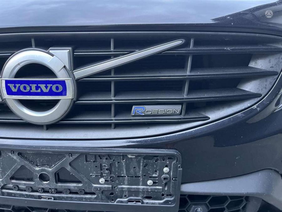 Zils Volvo S60 2014 Trakai, ar dzinēja tilpumu 1.97 L un nobraukumu 291 tūkst. km par 6950 €, foto 44 vietnē AUTOMOTO.COM.LV