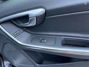 Zils Volvo S60 2014 Trakai, ar dzinēja tilpumu 1.97 L un nobraukumu 281 tūkst. km par 6650 €, foto 14 vietnē AUTOMOTO.COM.LV